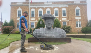 Concrete Cleaning - Integrity Pressure Washing